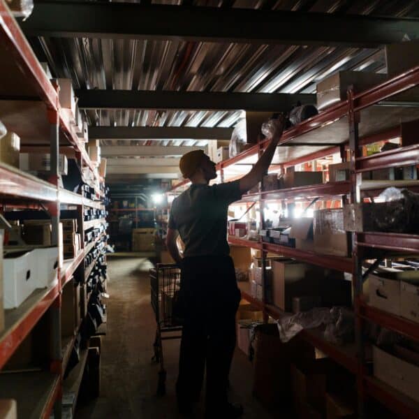 Setting Up Your Own Warehouse | Vdepot